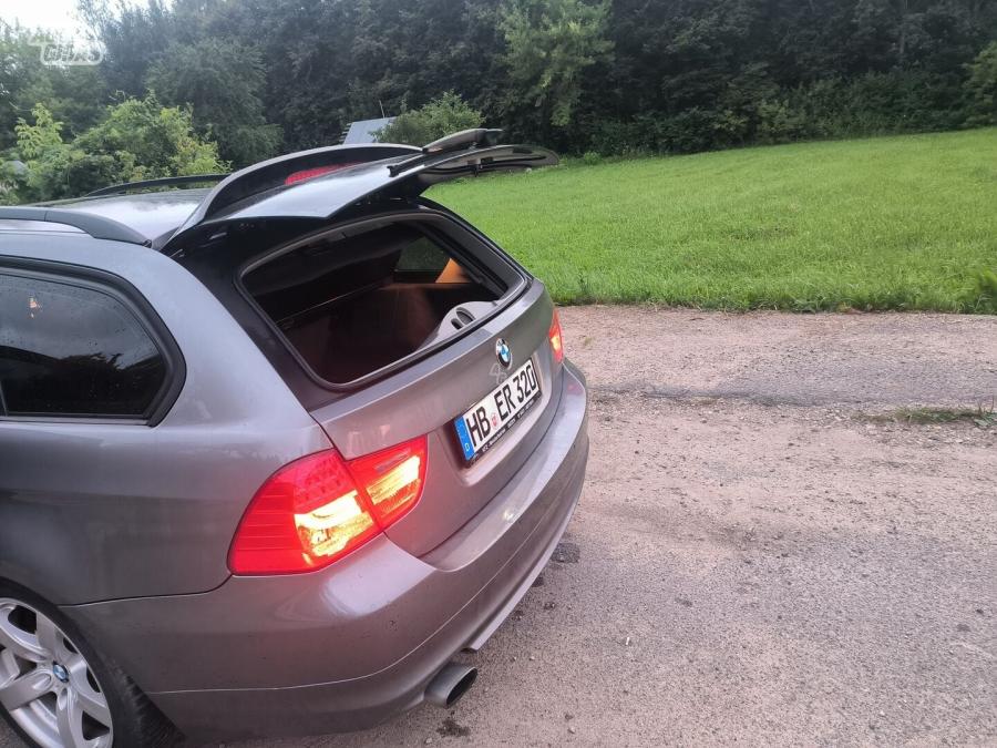 Pelēks BMW 320 2008 Panevēža, ar dzinēja tilpumu 2.00 L un nobraukumu 300 tūkst. km par 3650 €, foto 9 vietnē AUTOMOTO.COM.LV
