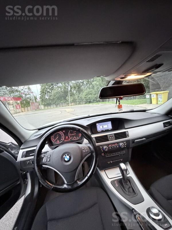Grey BMW 320 2008 in Riga, with an engine capacity of 2.00 L and mileage of 386 thousand km for 4200 €, photo 9 on AUTOMOTO.COM.LV