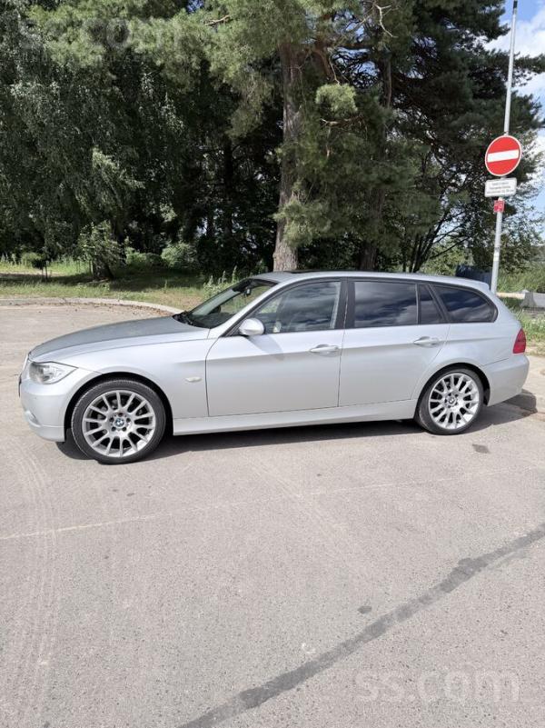 Pelēks BMW 320 2008 Rīga, ar dzinēja tilpumu 2.00 L un nobraukumu 386 tūkst. km par 4200 €, foto 2 vietnē AUTOMOTO.COM.LV