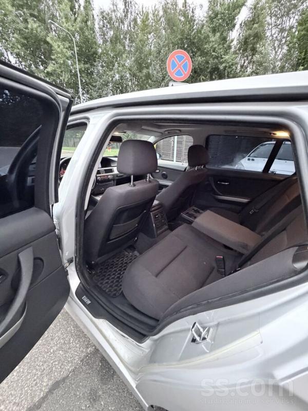 Pelēks BMW 320 2008 Rīga, ar dzinēja tilpumu 2.00 L un nobraukumu 386 tūkst. km par 4200 €, foto 10 vietnē AUTOMOTO.COM.LV