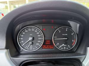 Pelēks BMW 320 2008 Kauņa, ar dzinēja tilpumu 2.00 L un nobraukumu 352 tūkst. km par 3300 €, foto 7 vietnē AUTOMOTO.COM.LV