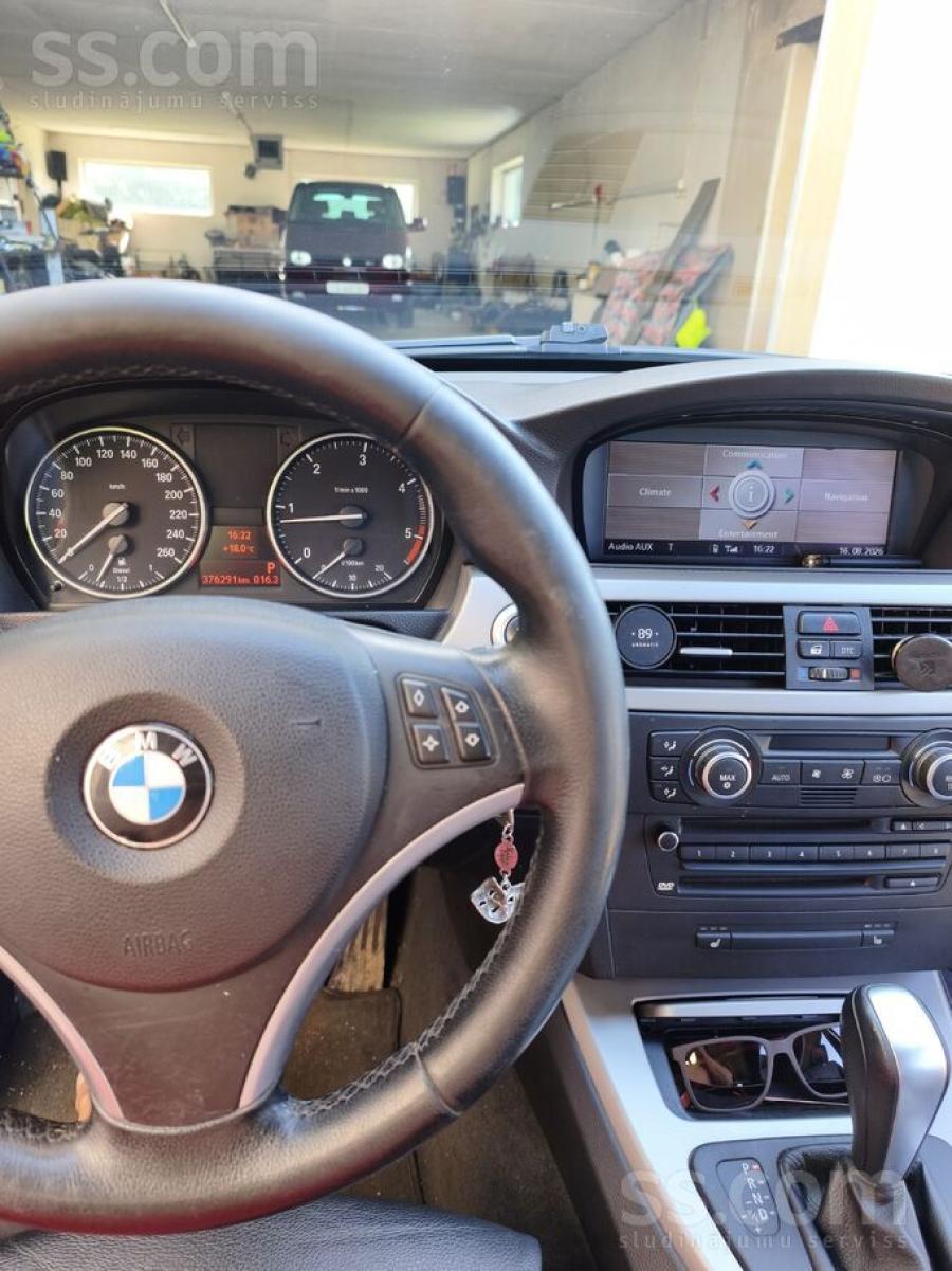 Grey BMW 320 2008 in Riga, with an engine capacity of 2.00 L and mileage of 376 thousand km for 5100 €, photo 14 on AUTOMOTO.COM.LV