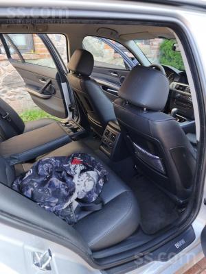 Grey BMW 320 2008 in Riga, with an engine capacity of 2.00 L and mileage of 376 thousand km for 5100 €, photo 16 on AUTOMOTO.COM.LV
