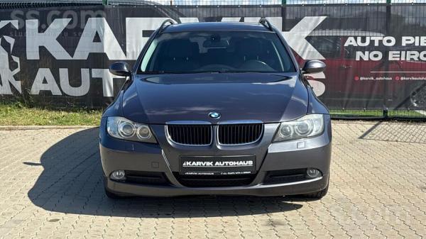 Grey BMW 320 2008 in Liepaja, with an engine capacity of 2.00 L and mileage of 262 thousand km for 4150 €, photo 1 on AUTOMOTO.COM.LV