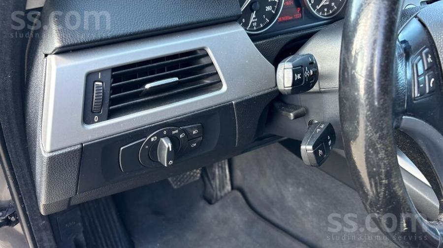 Pelēks BMW 320 2008 Liepāja, ar dzinēja tilpumu 2.00 L un nobraukumu 262 tūkst. km par 4150 €, foto 13 vietnē AUTOMOTO.COM.LV