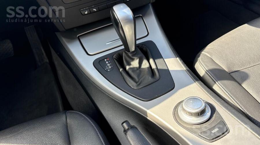 Pelēks BMW 320 2008 Liepāja, ar dzinēja tilpumu 2.00 L un nobraukumu 262 tūkst. km par 4150 €, foto 17 vietnē AUTOMOTO.COM.LV