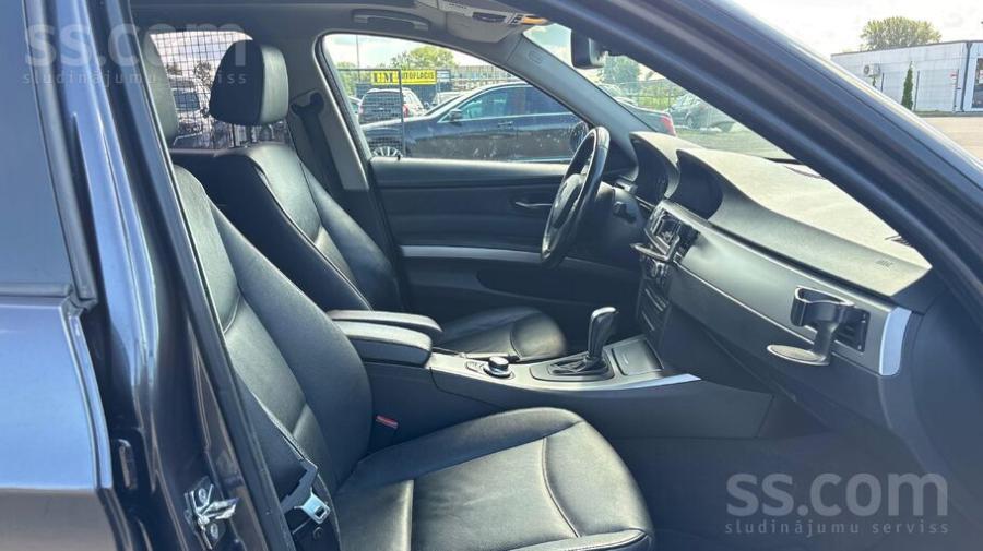 Pelēks BMW 320 2008 Liepāja, ar dzinēja tilpumu 2.00 L un nobraukumu 262 tūkst. km par 4150 €, foto 19 vietnē AUTOMOTO.COM.LV