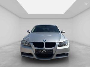 Grey BMW 320 2008 in Kaunas, with an engine capacity of 2.00 L and mileage of 227 thousand km for 4990 €, photo 3 on AUTOMOTO.COM.LV