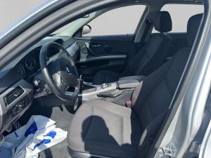 Grey BMW 320 2008 in Kaunas, with an engine capacity of 2.00 L and mileage of 227 thousand km for 4990 €, photo 10 on AUTOMOTO.COM.LV