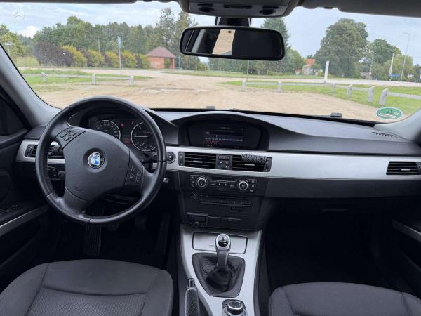 Pelēks BMW 320 2008 Utena, ar dzinēja tilpumu 2.00 L un nobraukumu 340 tūkst. km par 3650 €, foto 6 vietnē AUTOMOTO.COM.LV
