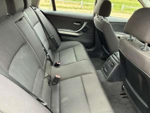 Pelēks BMW 320 2008 Utena, ar dzinēja tilpumu 2.00 L un nobraukumu 340 tūkst. km par 3650 €, foto 8 vietnē AUTOMOTO.COM.LV