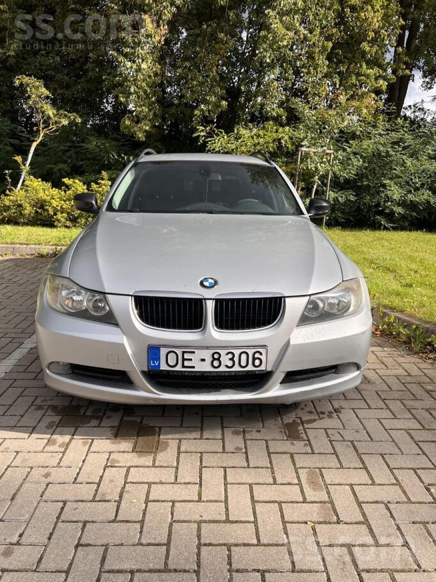 Pelēks BMW 320 2008 Jelgava, ar dzinēja tilpumu 2.00 L un nobraukumu 373 tūkst. km par 2400 €, foto 3 vietnē AUTOMOTO.COM.LV