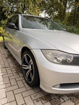 Pelēks BMW 320 2008 Jelgava, ar dzinēja tilpumu 2.00 L un nobraukumu 373 tūkst. km par 2400 €, foto 4 vietnē AUTOMOTO.COM.LV