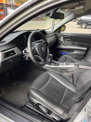 Pelēks BMW 320 2008 Jelgava, ar dzinēja tilpumu 2.00 L un nobraukumu 373 tūkst. km par 2400 €, foto 15 vietnē AUTOMOTO.COM.LV