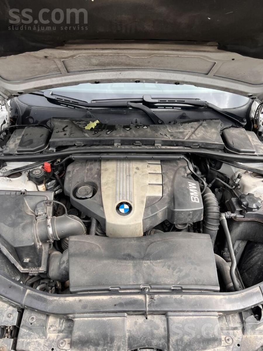 Pelēks BMW 320 2008 Jelgava, ar dzinēja tilpumu 2.00 L un nobraukumu 373 tūkst. km par 2400 €, foto 21 vietnē AUTOMOTO.COM.LV