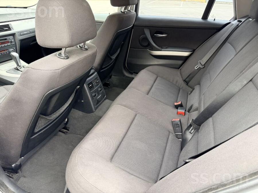 Grey BMW 320 2008 in Riga, with an engine capacity of 2.00 L and mileage of 270 thousand km for 3700 €, photo 10 on AUTOMOTO.COM.LV