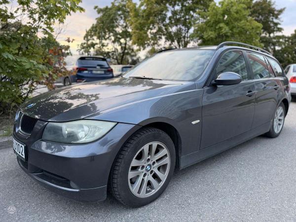 Pelēks BMW 320 2008 Viļņa, ar dzinēja tilpumu 2.00 L un nobraukumu 234 tūkst. km par 1200 €, foto 3 vietnē AUTOMOTO.COM.LV