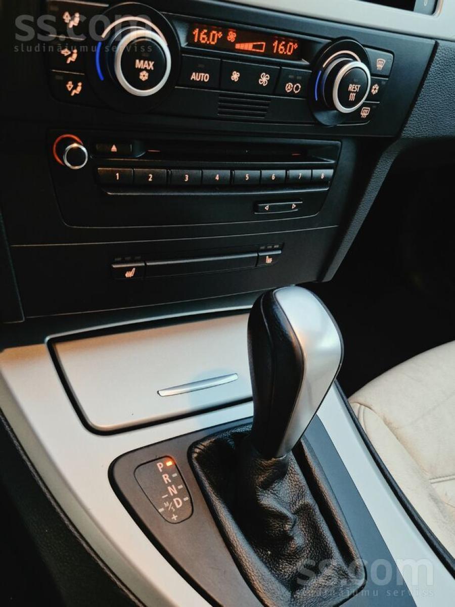 Pelēks BMW 320 2008 Rīga, ar dzinēja tilpumu 2.00 L un nobraukumu 335 tūkst. km par 3200 €, foto 10 vietnē AUTOMOTO.COM.LV