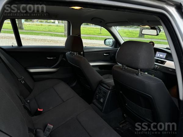 Pelēks BMW 320 2008 Valmiera, ar dzinēja tilpumu 2.00 L un nobraukumu 357 tūkst. km par 4450 €, foto 10 vietnē AUTOMOTO.COM.LV
