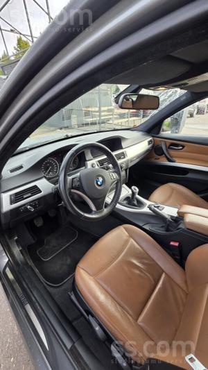 Pelēks BMW 320 2008 Rīga, ar dzinēja tilpumu 2.00 L un nobraukumu 331 tūkst. km par 4990 €, foto 12 vietnē AUTOMOTO.COM.LV