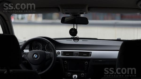 Grey BMW 320 2008 in Riga, with an engine capacity of 2.00 L and mileage of 330 thousand km for 6750 €, photo 8 on AUTOMOTO.COM.LV