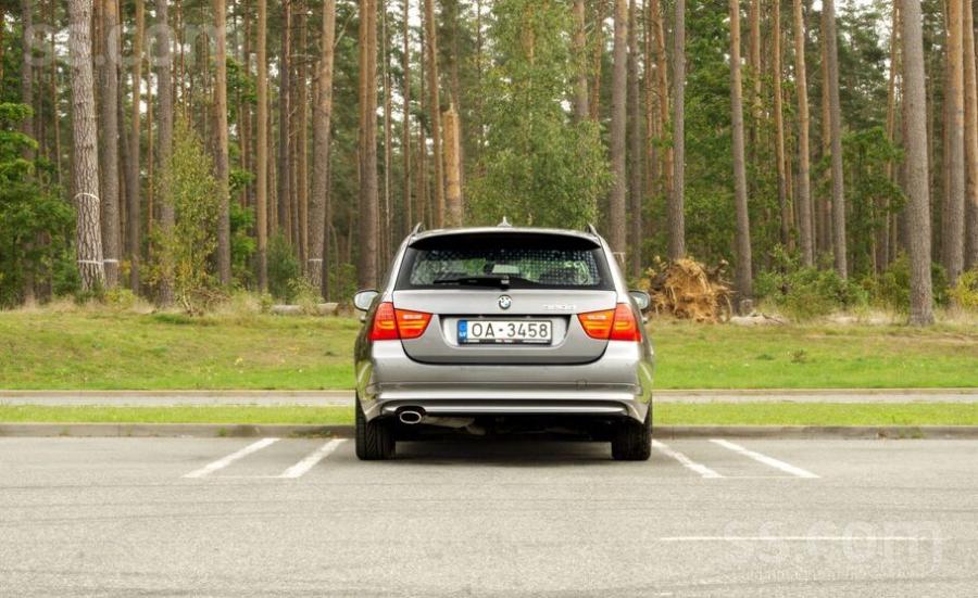 Pelēks BMW 320 2008 Rīga, ar dzinēja tilpumu 2.00 L un nobraukumu 331 tūkst. km par 4590 €, foto 7 vietnē AUTOMOTO.COM.LV