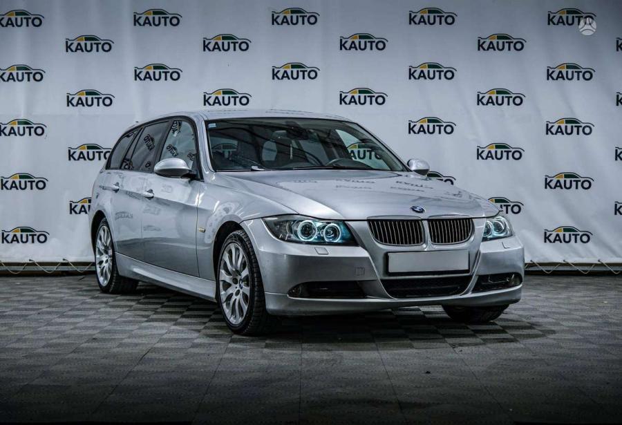 Grey BMW 320 2008 in Kaunas, with an engine capacity of 2.00 L and mileage of 299 thousand km for 4390 €, photo 3 on AUTOMOTO.COM.LV