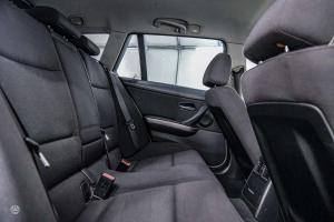 Grey BMW 320 2008 in Kaunas, with an engine capacity of 2.00 L and mileage of 299 thousand km for 4390 €, photo 11 on AUTOMOTO.COM.LV