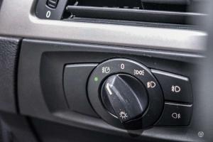 Grey BMW 320 2008 in Kaunas, with an engine capacity of 2.00 L and mileage of 299 thousand km for 4390 €, photo 14 on AUTOMOTO.COM.LV