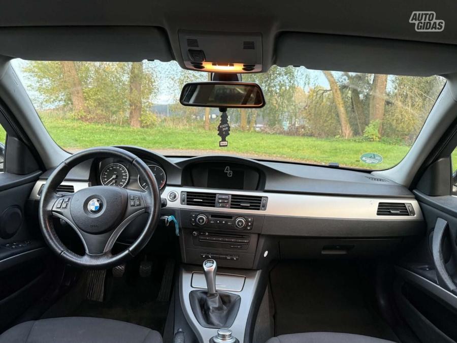 Grey BMW 320 2008 in Marijampole, with an engine capacity of 2.00 L and mileage of 340 thousand km for 2250 €, photo 11 on AUTOMOTO.COM.LV