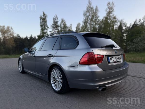 Grey BMW 320 2009 in Liepaja, with an engine capacity of 2.00 L and mileage of 233 thousand km for 3300 €, photo 2 on AUTOMOTO.COM.LV