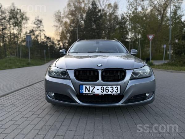 Grey BMW 320 2009 in Liepaja, with an engine capacity of 2.00 L and mileage of 233 thousand km for 3300 €, photo 7 on AUTOMOTO.COM.LV