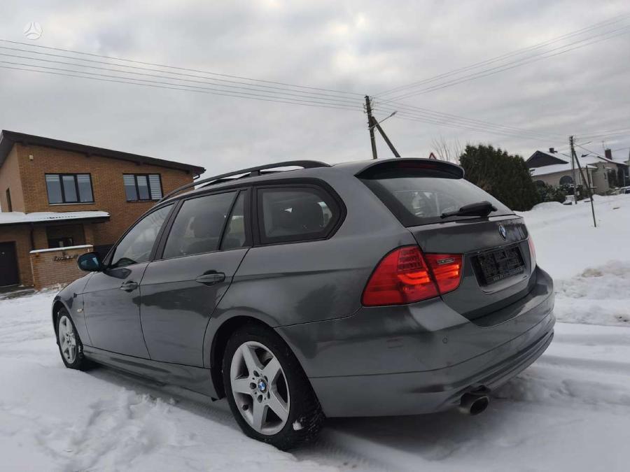 Pelēks BMW 320 2009 Kauņa, ar dzinēja tilpumu 2.00 L un nobraukumu 300 tūkst. km par 3200 €, foto 4 vietnē AUTOMOTO.COM.LV