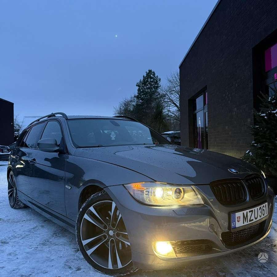 Grey BMW 320 2009 in Kaisiadorys, with an engine capacity of 2.00 L and mileage of 399 thousand km for 4150 €, photo 1 on AUTOMOTO.COM.LV
