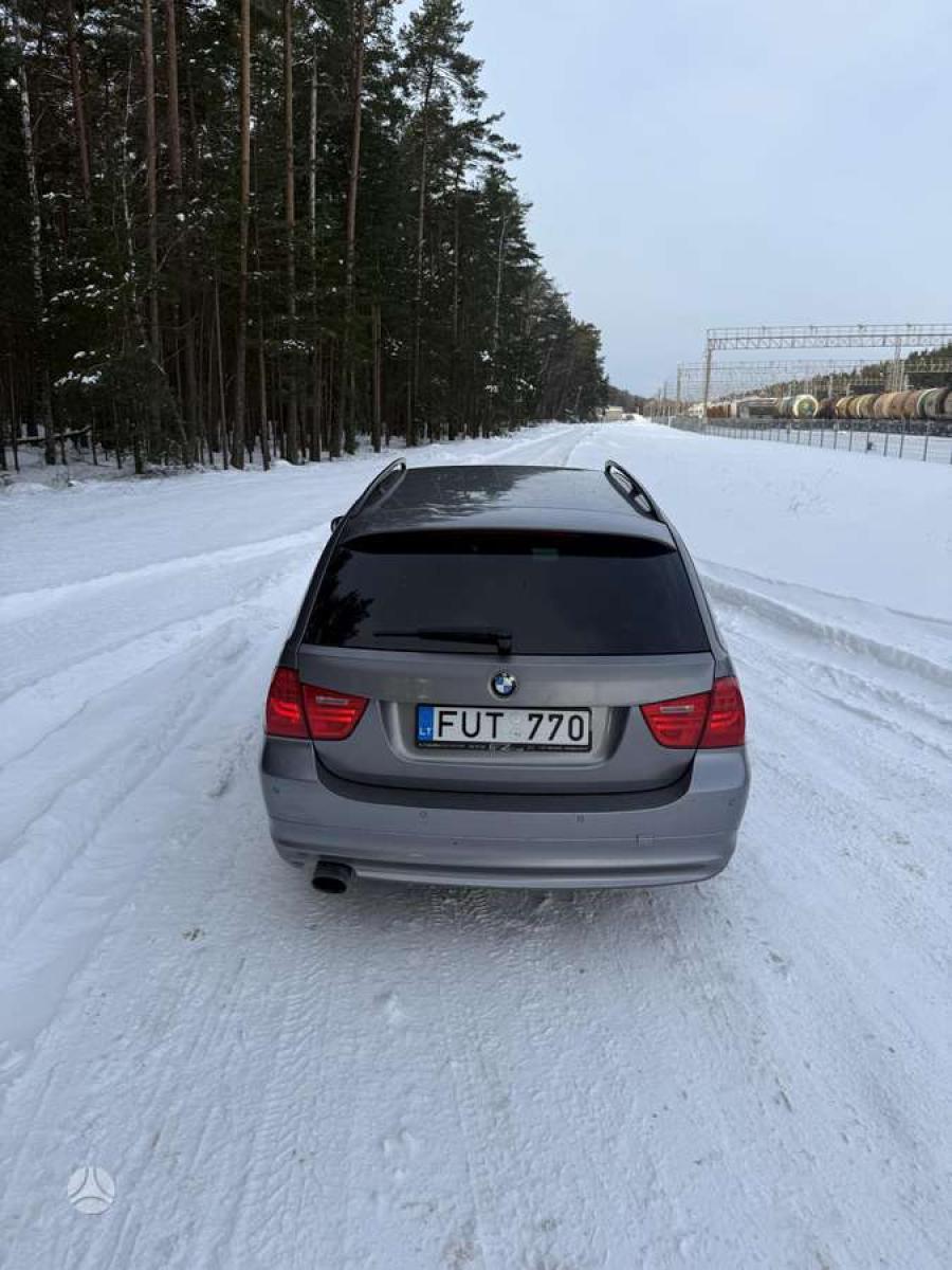 Pelēks BMW 320 2009 Klaipėda, ar dzinēja tilpumu 2.00 L un nobraukumu 428 tūkst. km par 4600 €, foto 10 vietnē AUTOMOTO.COM.LV