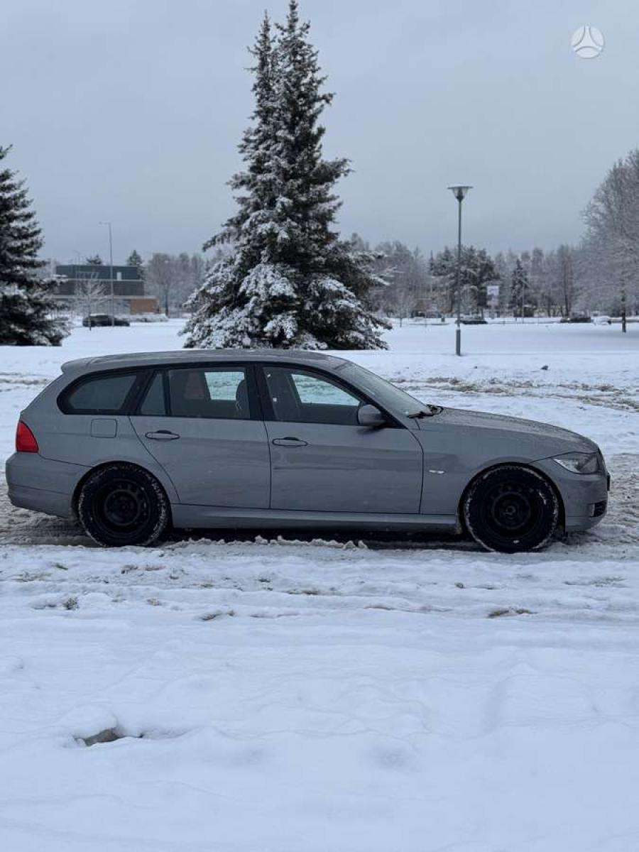 Серый БМВ 320 2009 в Алитус, объемом двигателя 2.00 л и пробегом 309 тыс. км за 2500 €, фото 8 на AUTOMOTO.COM.LV