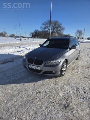 Pelēks BMW 320 2009 Liepāja, ar dzinēja tilpumu 2.00 L un nobraukumu 323 tūkst. km par 4590 €, foto  vietnē AUTOMOTO.COM.LV
