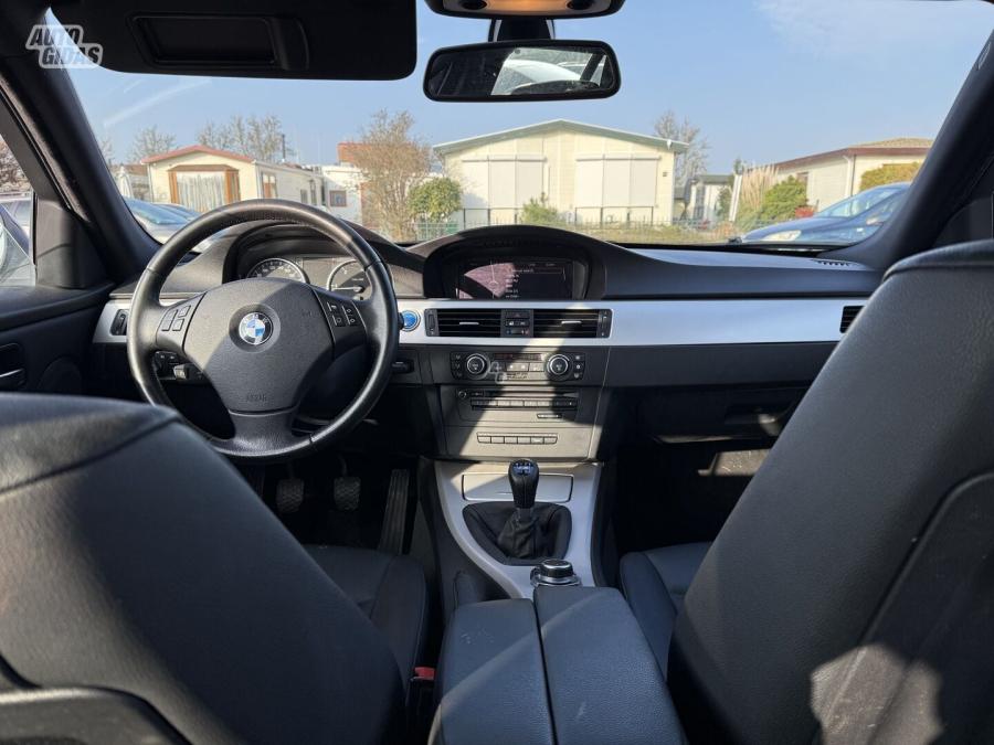 Pelēks BMW 320 2009 Marijampole, ar dzinēja tilpumu 2.00 L un nobraukumu 325 tūkst. km par 3300 €, foto 11 vietnē AUTOMOTO.COM.LV