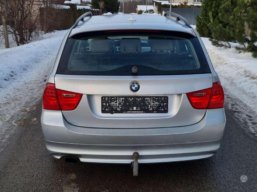 Grey BMW 320 2009 in Prienai, with an engine capacity of 2.00 L and mileage of 329 thousand km for 3500 €, photo 6 on AUTOMOTO.COM.LV