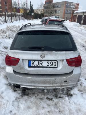 Pelēks BMW 320 2009 Panevēža, ar dzinēja tilpumu 2.00 L un nobraukumu 250 tūkst. km par 600 €, foto 2 vietnē AUTOMOTO.COM.LV