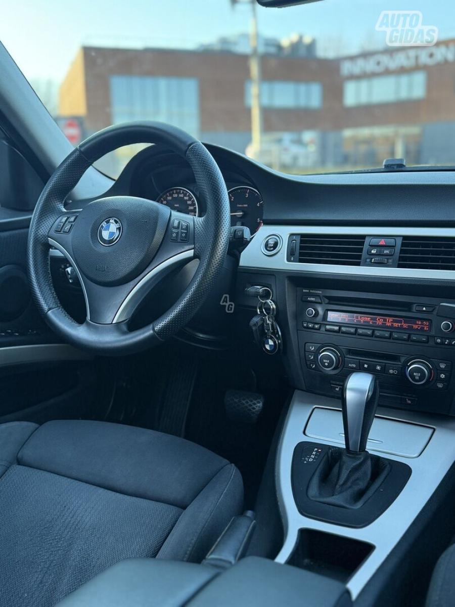 Grey BMW 320 2009 in Klaipeda, with an engine capacity of 2.00 L and mileage of 428 thousand km for 4300 €, photo 8 on AUTOMOTO.COM.LV