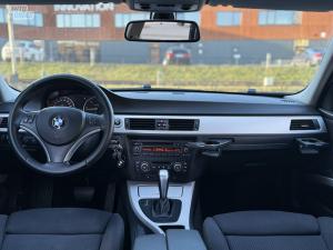 Grey BMW 320 2009 in Klaipeda, with an engine capacity of 2.00 L and mileage of 428 thousand km for 4300 €, photo 10 on AUTOMOTO.COM.LV