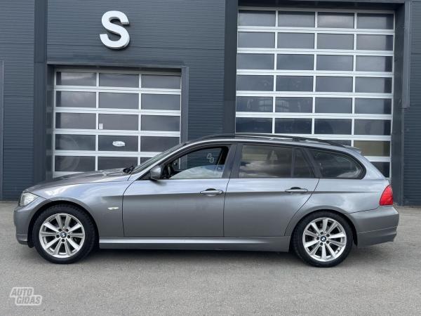 Pelēks BMW 320 2009 Panevēža, ar dzinēja tilpumu 2.00 L un nobraukumu 294 tūkst. km par 3800 €, foto 5 vietnē AUTOMOTO.COM.LV