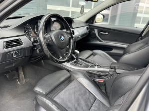 Grey BMW 320 2009 in Panevezys, with an engine capacity of 2.00 L and mileage of 294 thousand km for 3800 €, photo 10 on AUTOMOTO.COM.LV