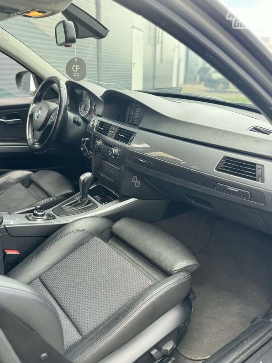Grey BMW 320 2009 in Panevezys, with an engine capacity of 2.00 L and mileage of 294 thousand km for 3750 €, photo 14 on AUTOMOTO.COM.LV