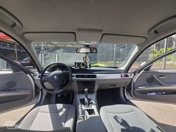 Grey BMW 320 2009 in Vilnius, with an engine capacity of 2.00 L and mileage of 323 thousand km for 3000 €, photo 10 on AUTOMOTO.COM.LV