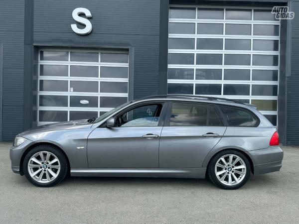 Pelēks BMW 320 2009 Panevēža, ar dzinēja tilpumu 2.00 L un nobraukumu 294 tūkst. km par 3550 €, foto 4 vietnē AUTOMOTO.COM.LV