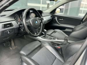 Pelēks BMW 320 2009 Panevēža, ar dzinēja tilpumu 2.00 L un nobraukumu 294 tūkst. km par 3550 €, foto 12 vietnē AUTOMOTO.COM.LV