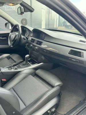 Grey BMW 320 2009 in Panevezys, with an engine capacity of 2.00 L and mileage of 294 thousand km for 3550 €, photo 14 on AUTOMOTO.COM.LV