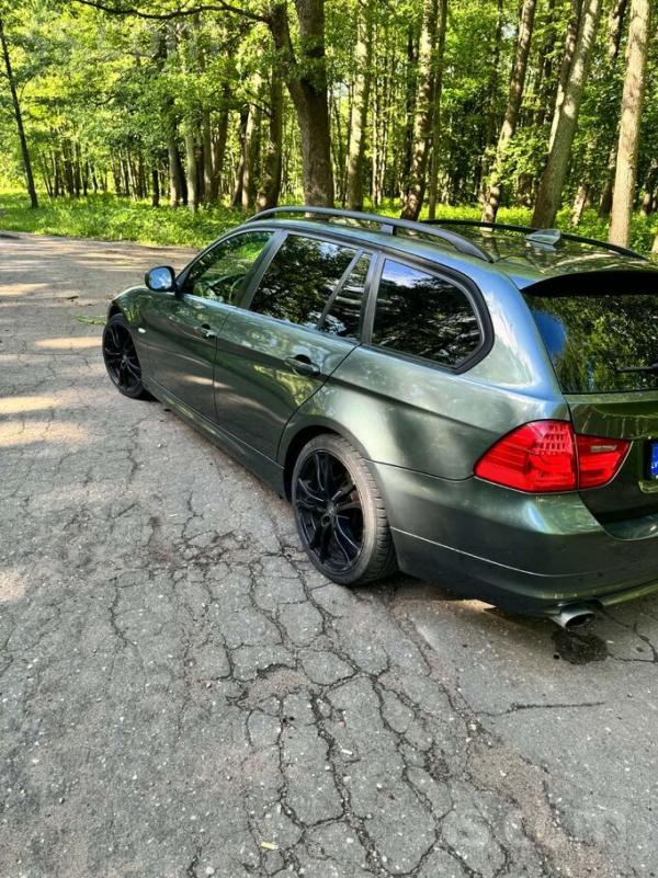 Pelēks BMW 320 2009 Liepāja, ar dzinēja tilpumu 2.00 L un nobraukumu 245 tūkst. km par 4000 €, foto 3 vietnē AUTOMOTO.COM.LV